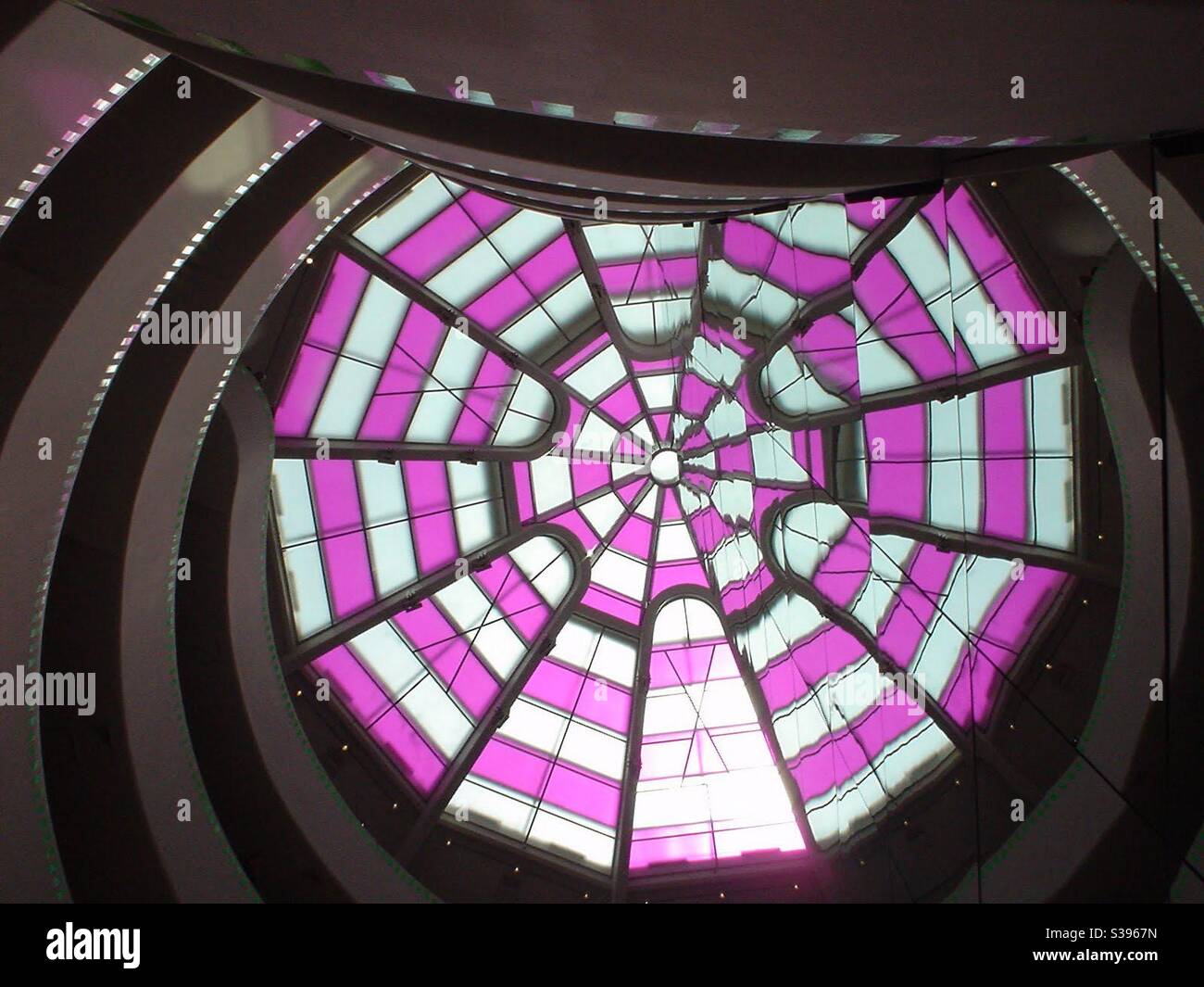 Guggenheim ceiling hi-res stock photography and images - Alamy