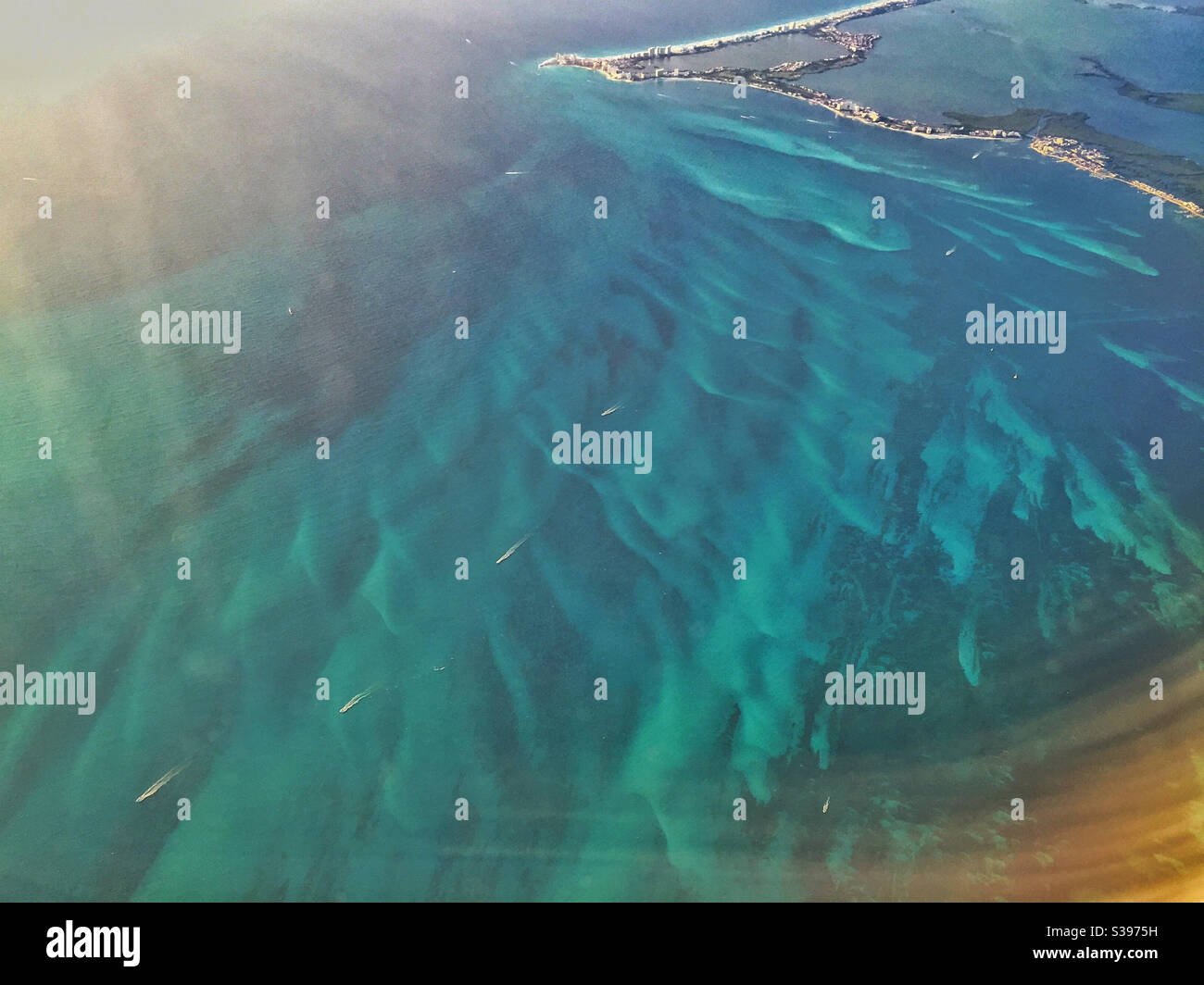 Caribbean sea aerial hi-res stock photography and images - Alamy