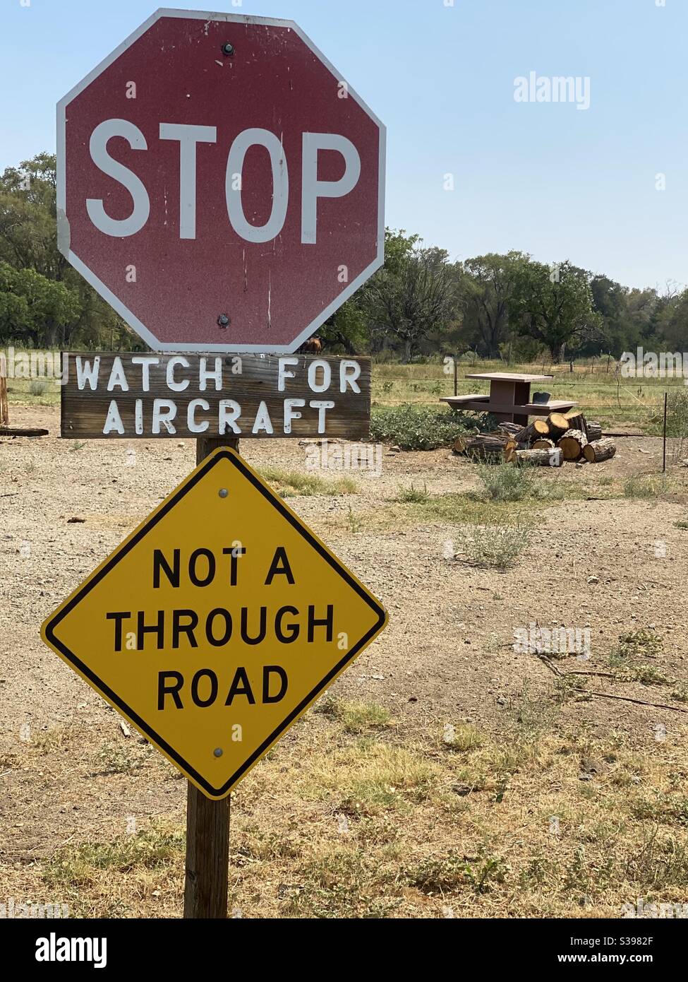 Strange signs hi-res stock photography and images - Alamy