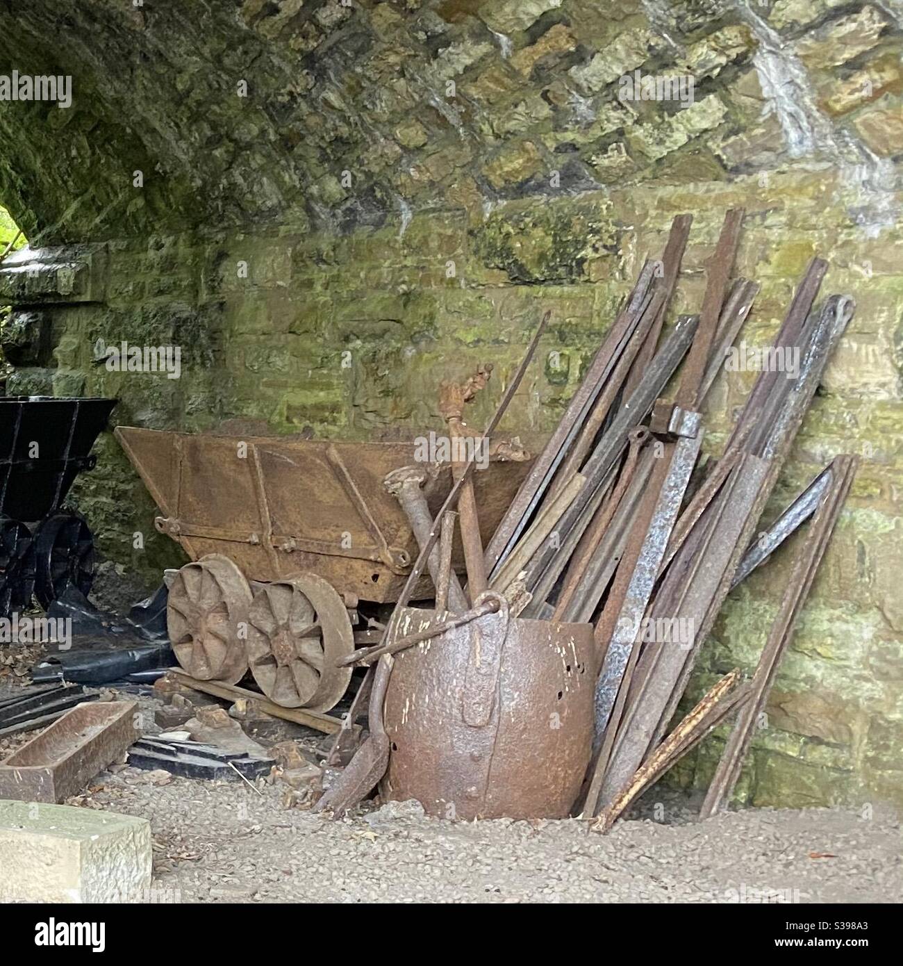 Old mining equipment hi-res stock photography and images - Alamy