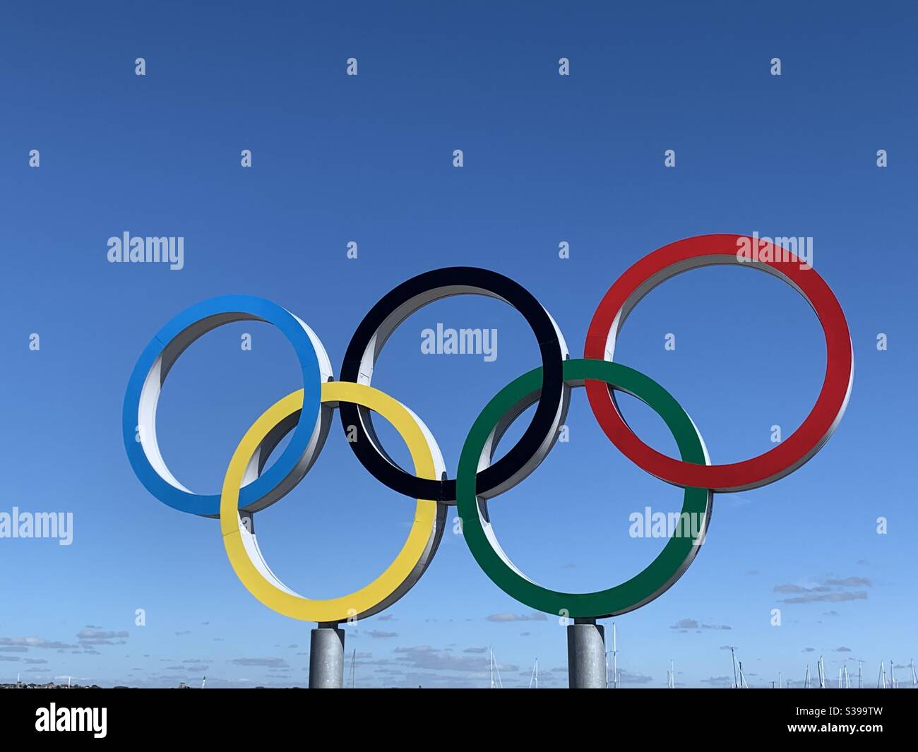 Weymouth portland olympic rings hi-res stock photography and images - Alamy