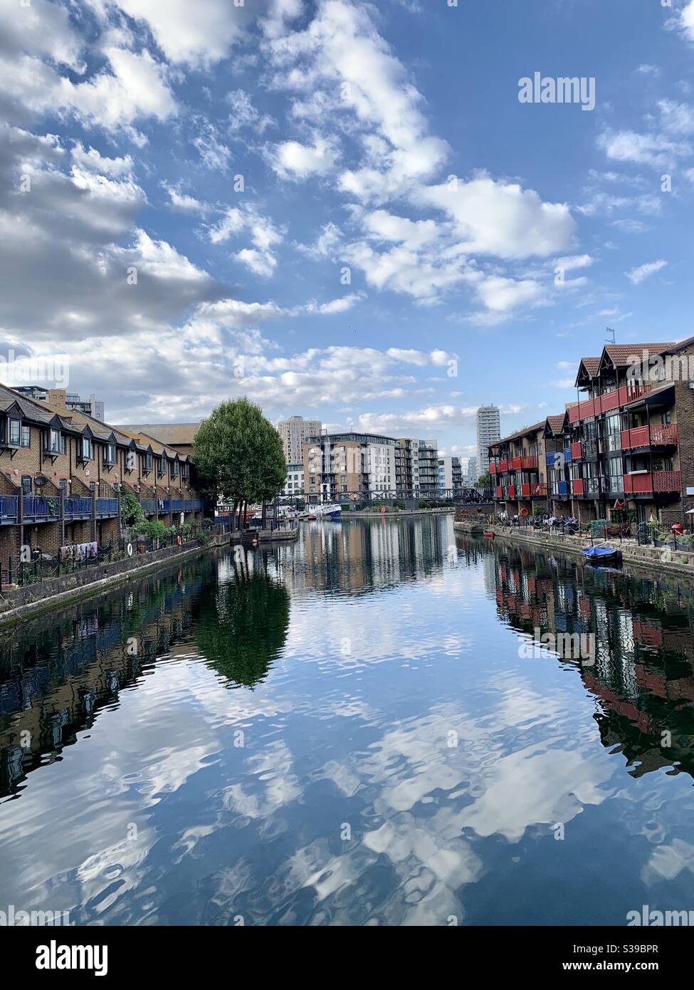 Blackwall basin hi-res stock photography and images - Alamy