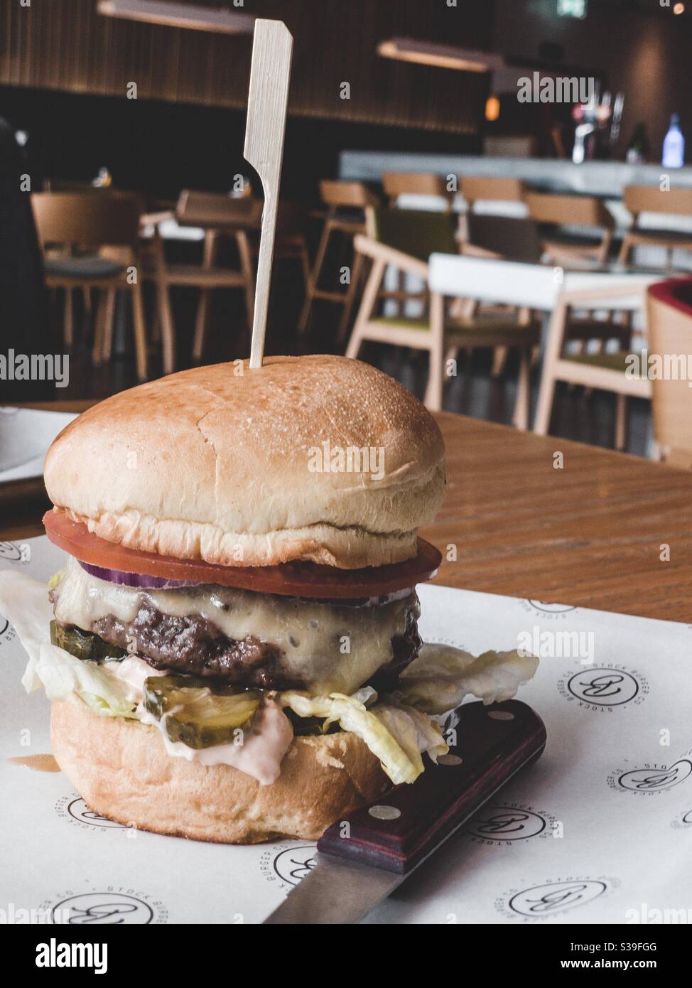 Grilling cheeseburger hi-res stock photography and images - Alamy