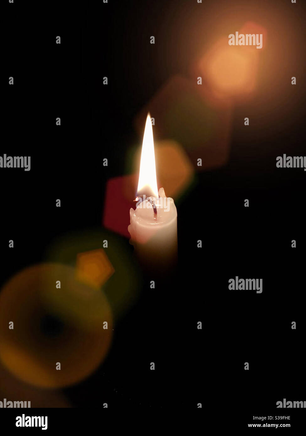 Candle lit alone hi-res stock photography and images - Alamy