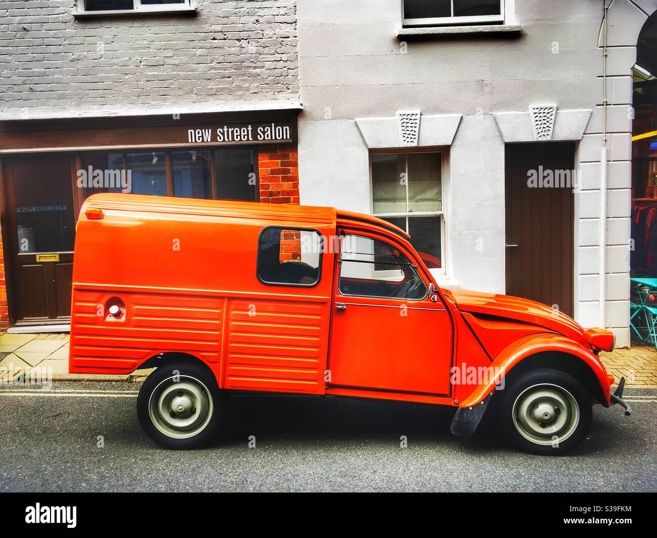 Vintage citroen van hi-res stock photography and images - Alamy