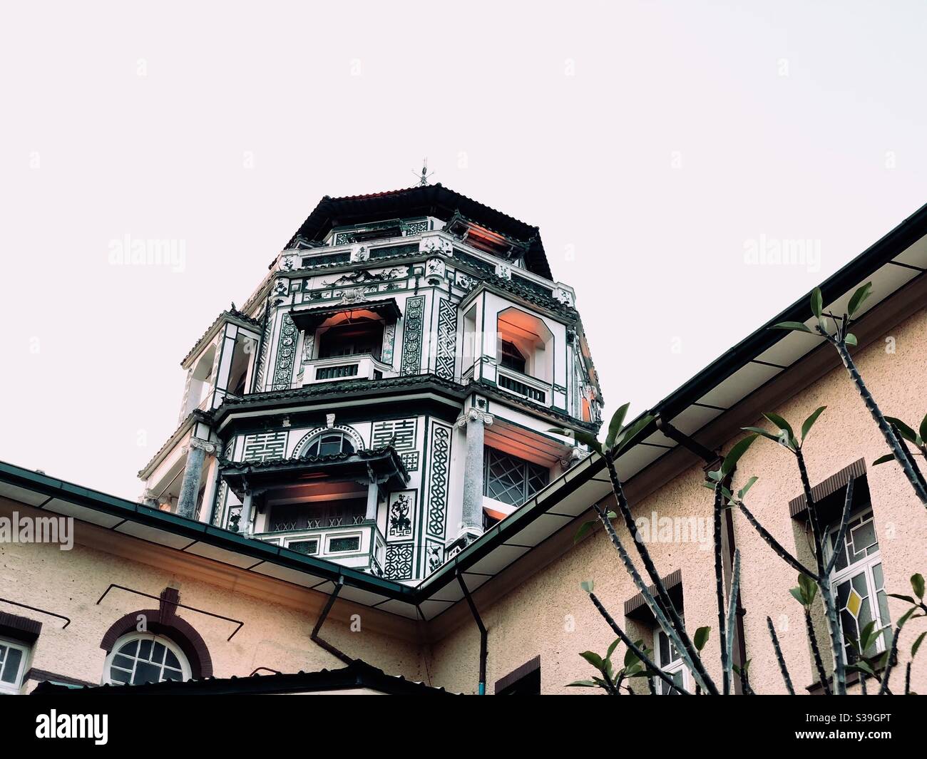 Tsong hi-res stock photography and images - Alamy