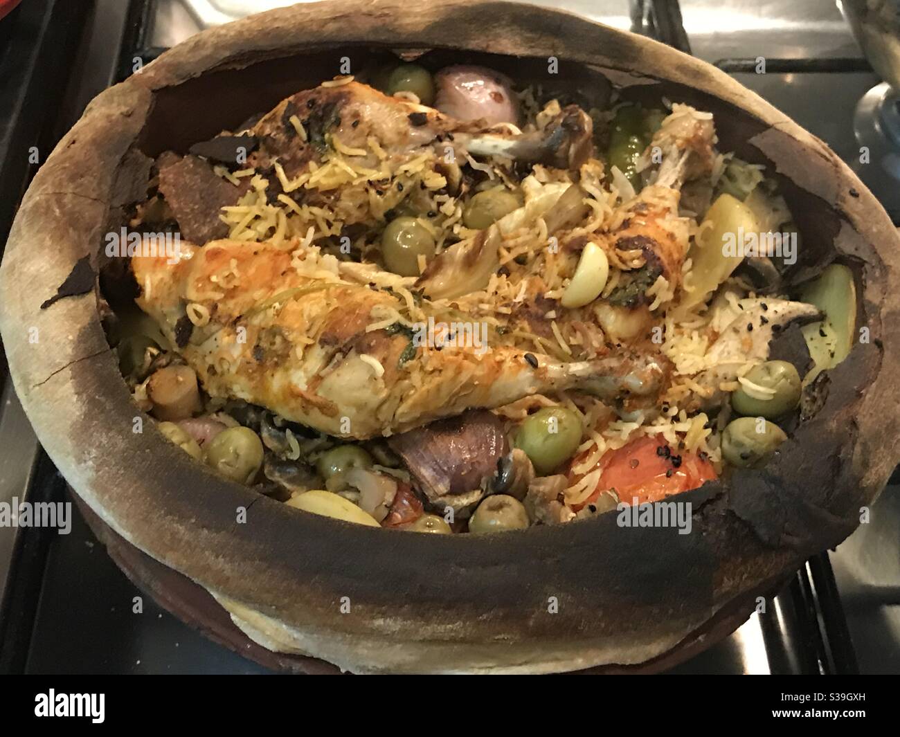 Chicken kapama hi-res stock photography and images - Alamy