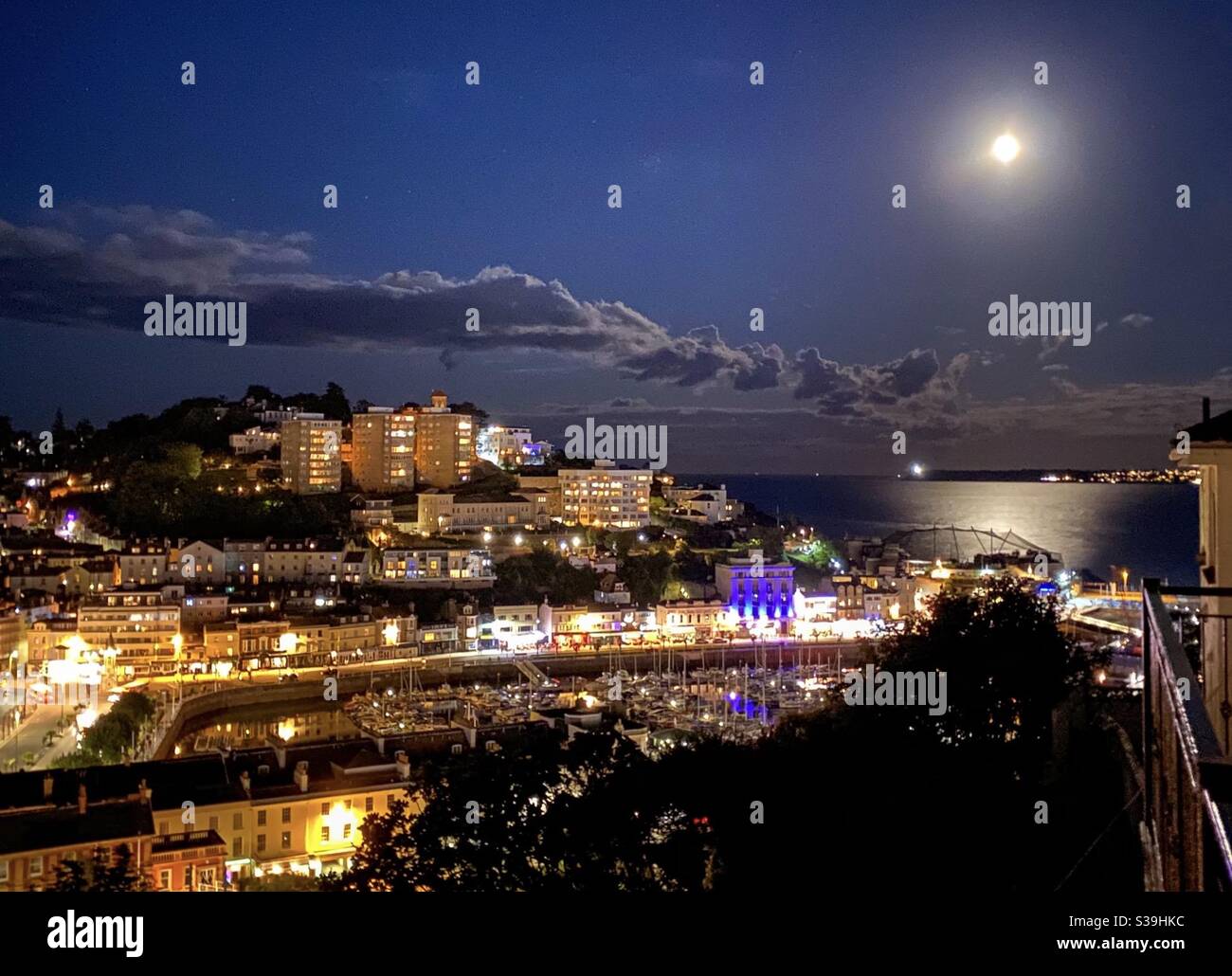 Moon lights hi-res stock photography and images - Alamy