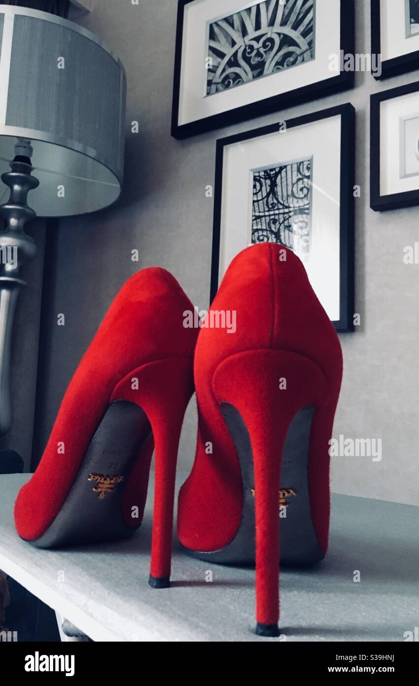 Stilettos hi-res stock photography and images - Alamy