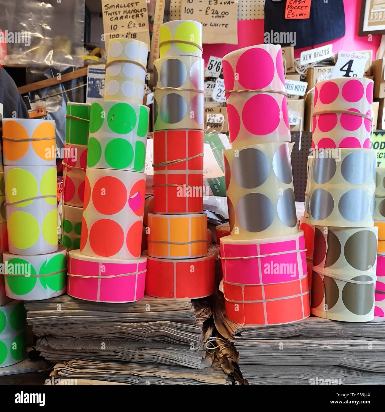 Stickers labels hi-res stock photography and images - Alamy