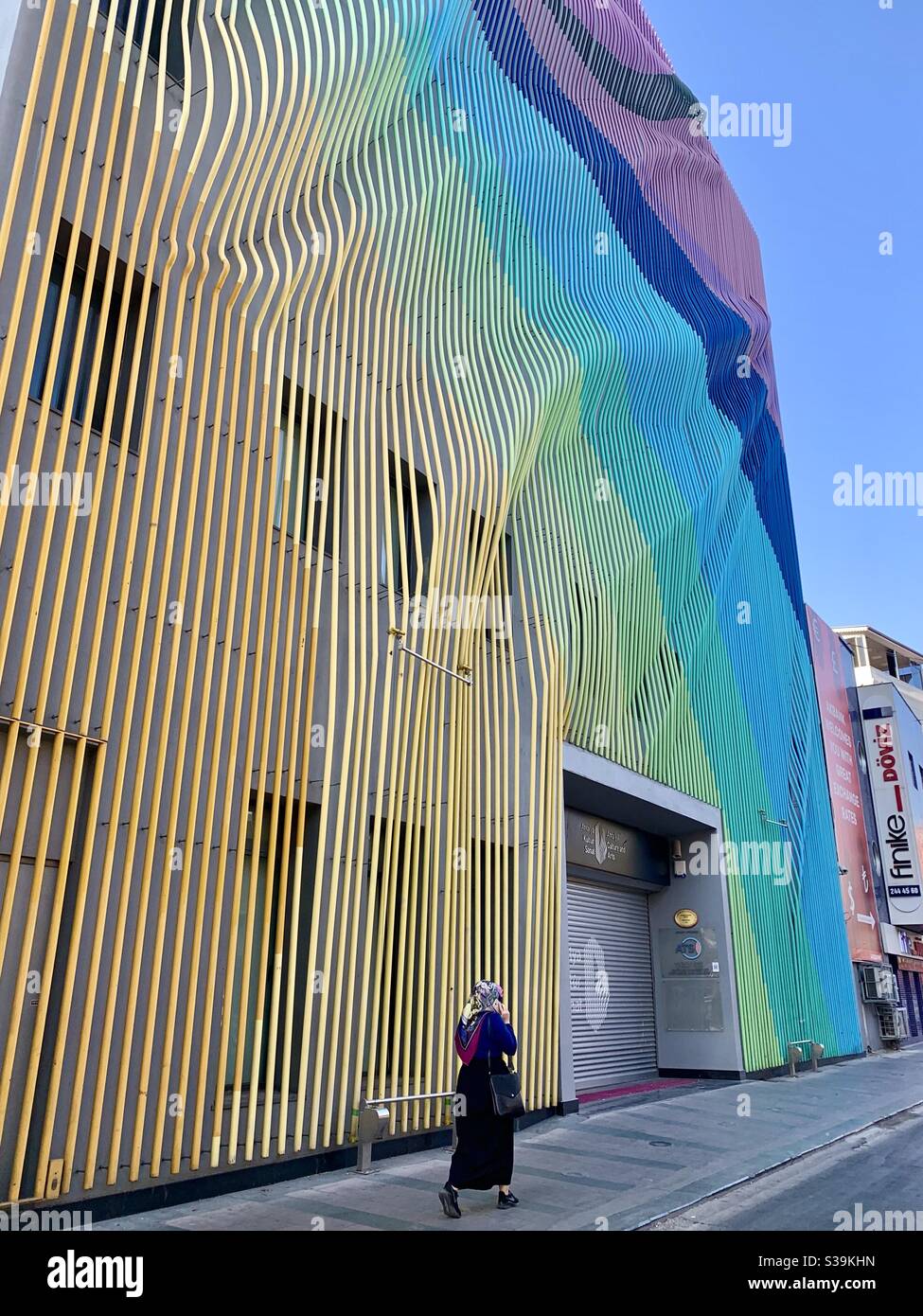 The rainbow building hi-res stock photography and images - Alamy