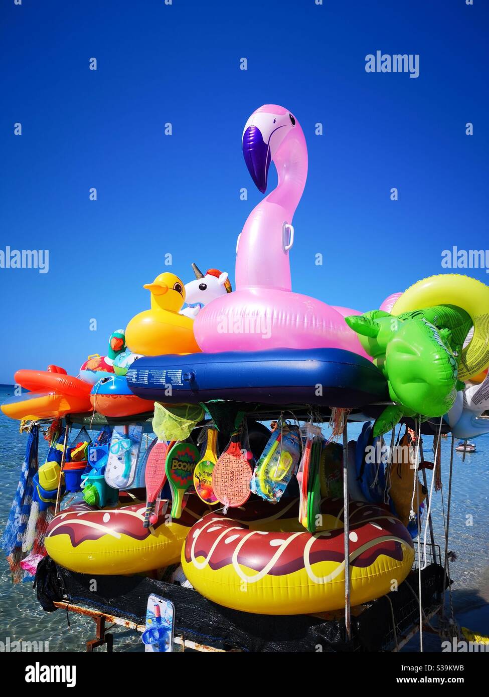 Lilos hi-res stock photography and images - Alamy