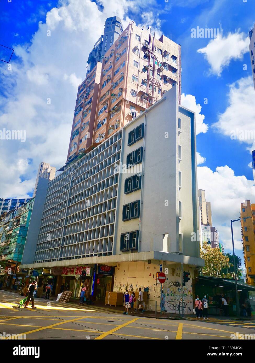 New building buildings hi-res stock photography and images - Alamy