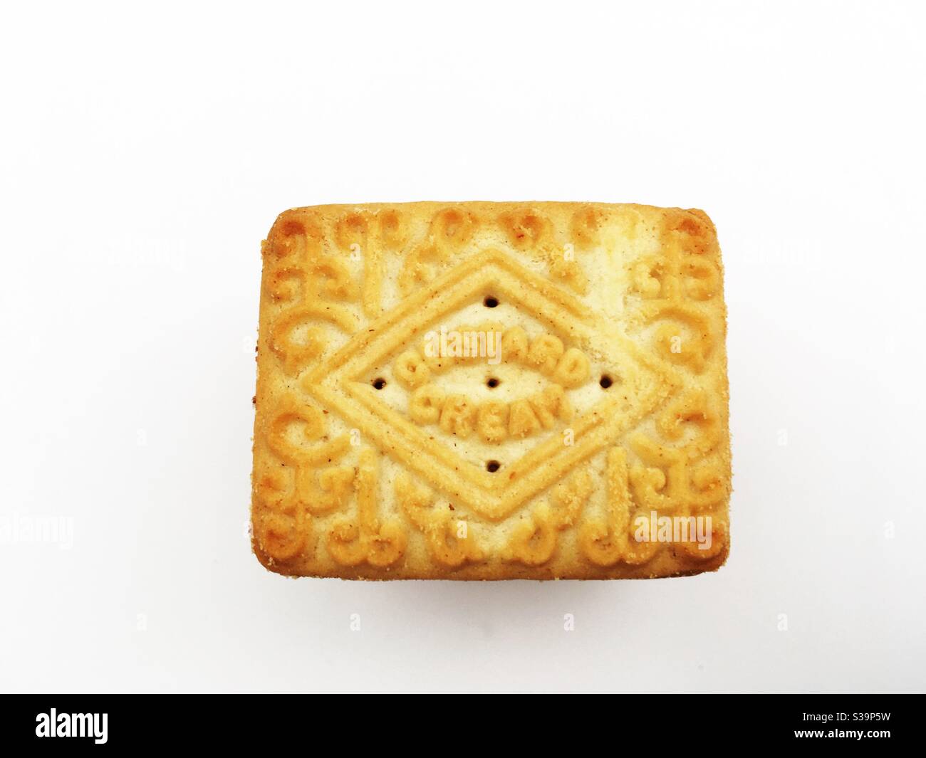 Custard cream biscuit hi-res stock photography and images - Alamy