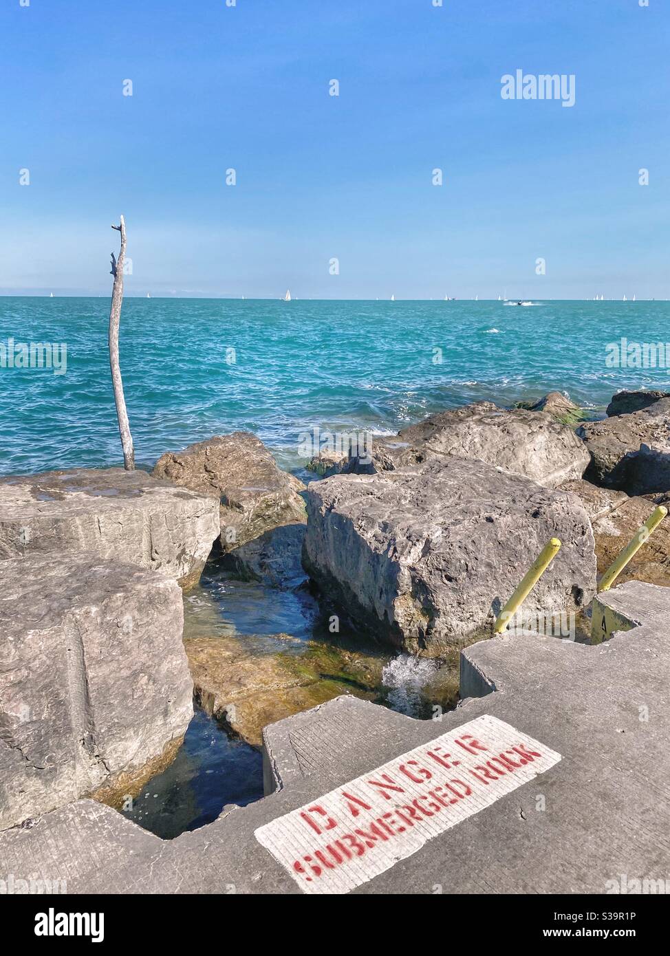 Danger submerged rocks hi-res stock photography and images - Alamy