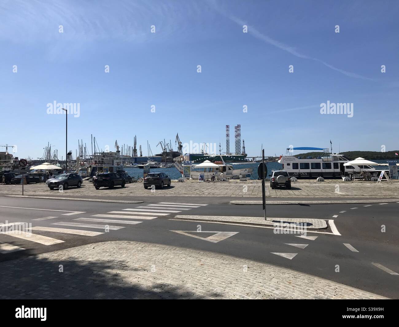 Pula marina croatia hi-res stock photography and images - Alamy