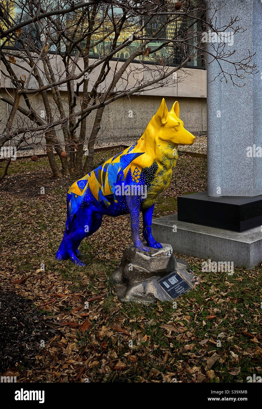 The “Setting the Pace” statue of a German Shepard dog by the artist ...