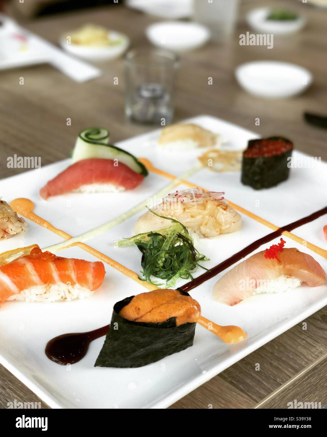 Nigiri platter hi-res stock photography and images - Alamy
