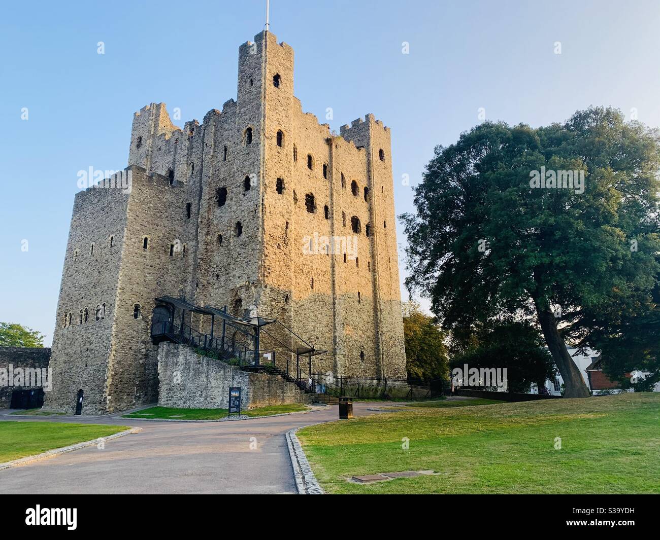 Rochester castle from the ground Stock Photo - Alamy