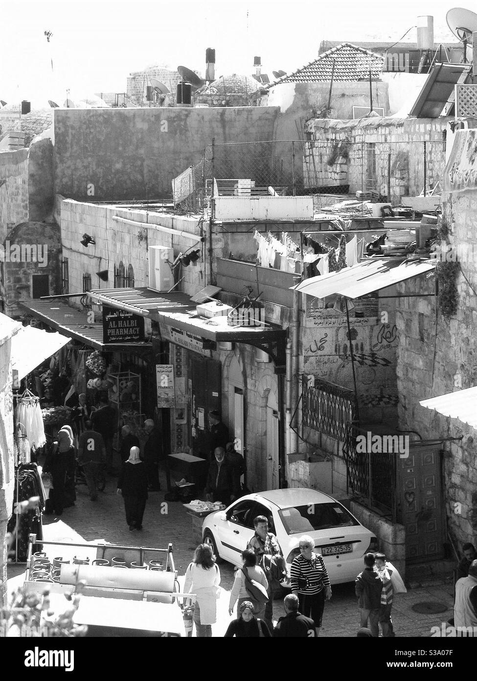 Life in the street in Jerusalem old city with people Stock Photo - Alamy