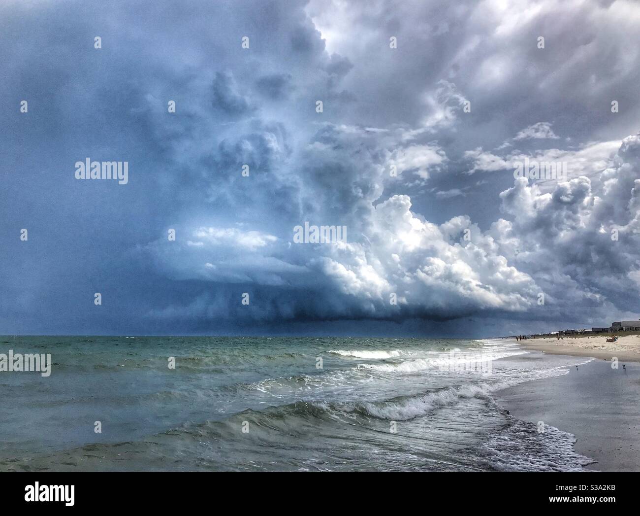 Summer thunderstorm rolling out over the beach and ocean, Jacksonville ...
