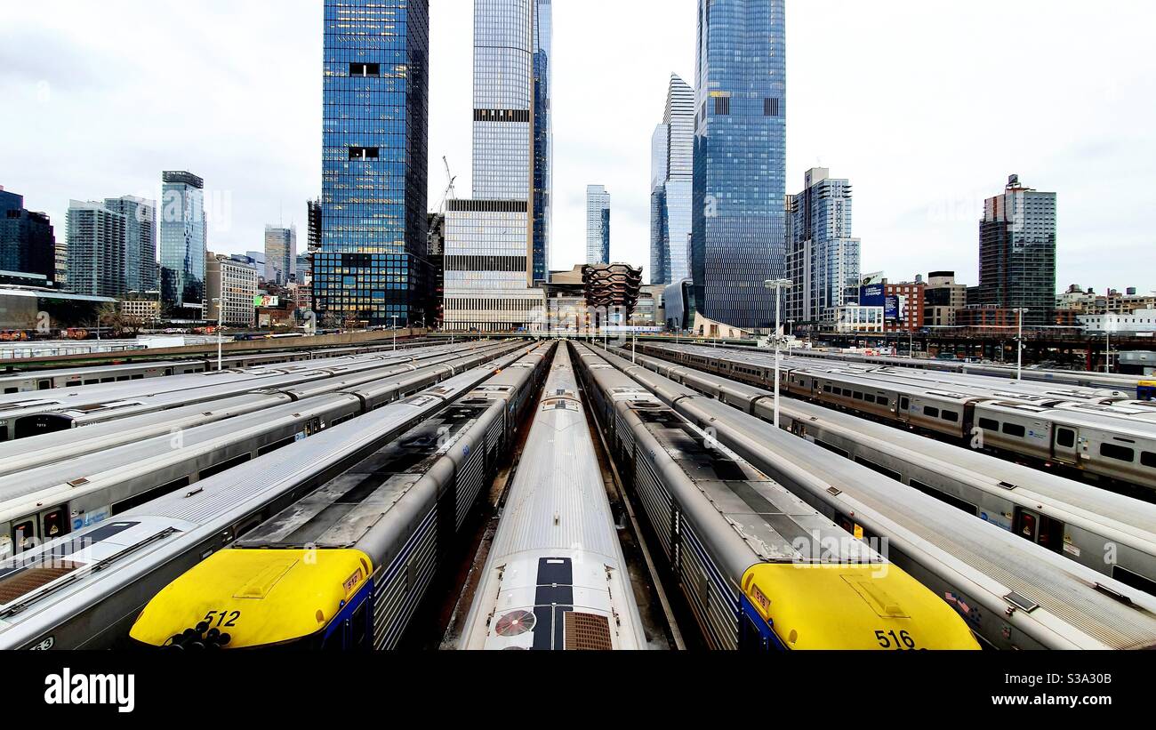 The west side yard hi-res stock photography and images - Alamy