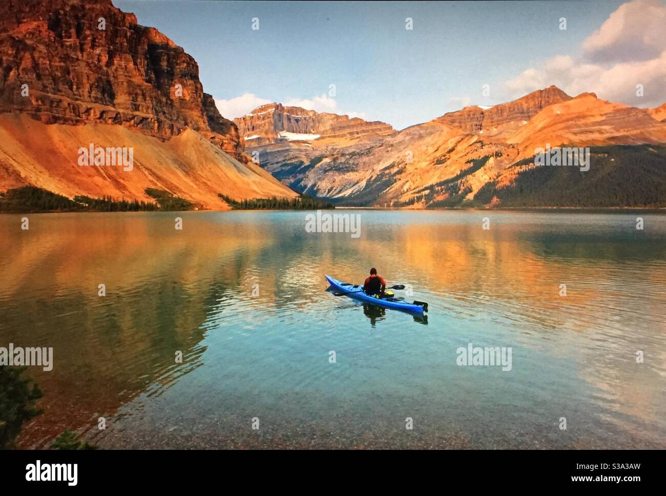 Alberta bound, travelling Alberta, Lomé kayaker, kayaking, Bow Lake ...