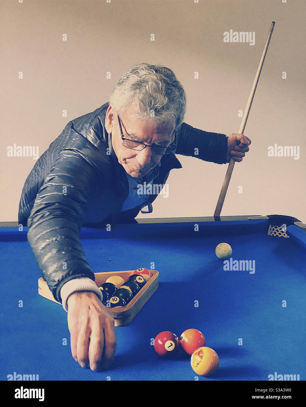 Champion pool player hi-res stock photography and images - Alamy