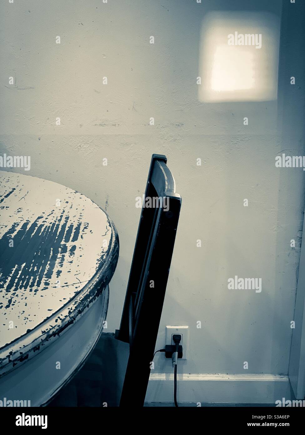 Corner socket hi-res stock photography and images - Alamy