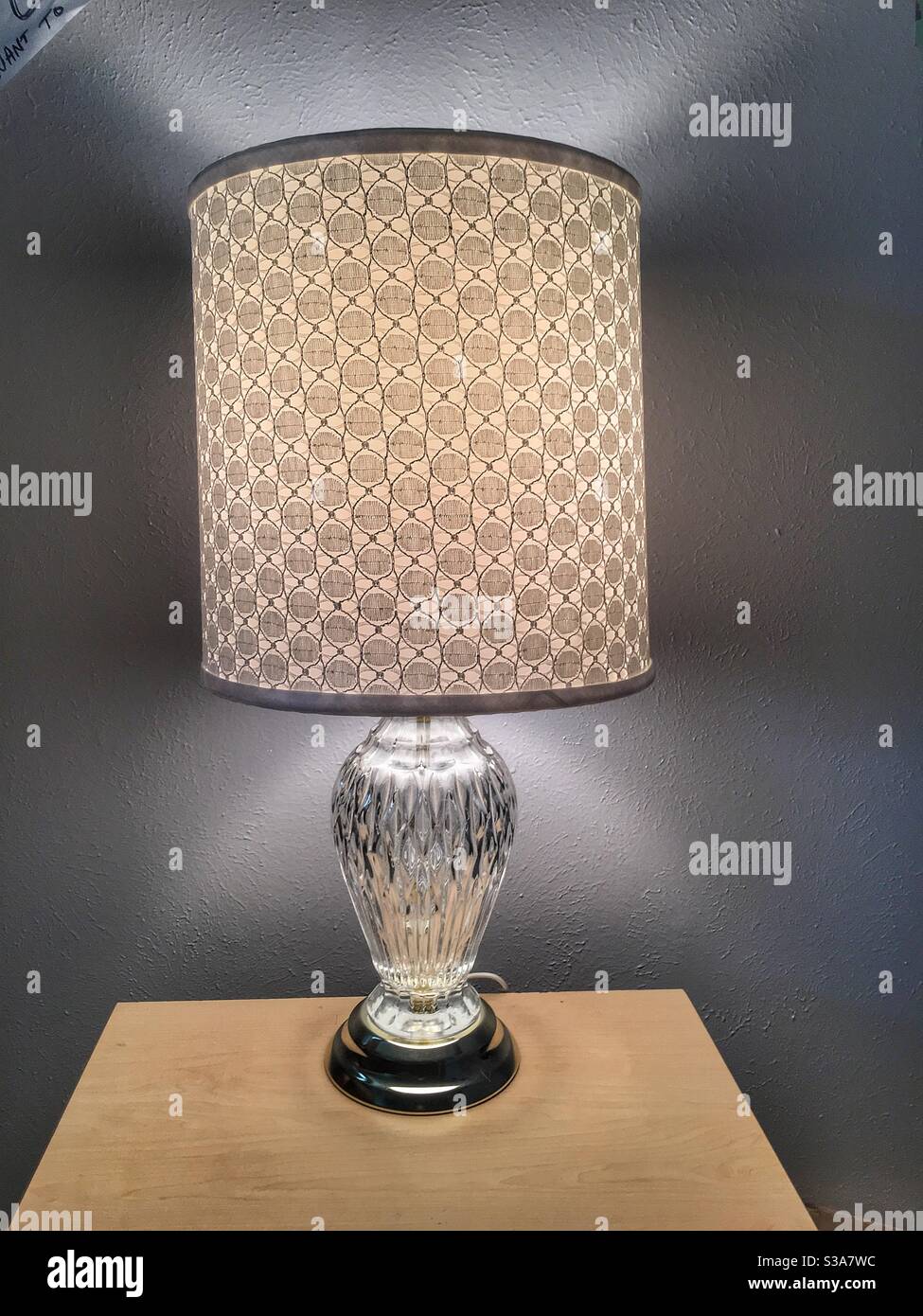 Light and shade pattern hi-res stock photography and images - Alamy