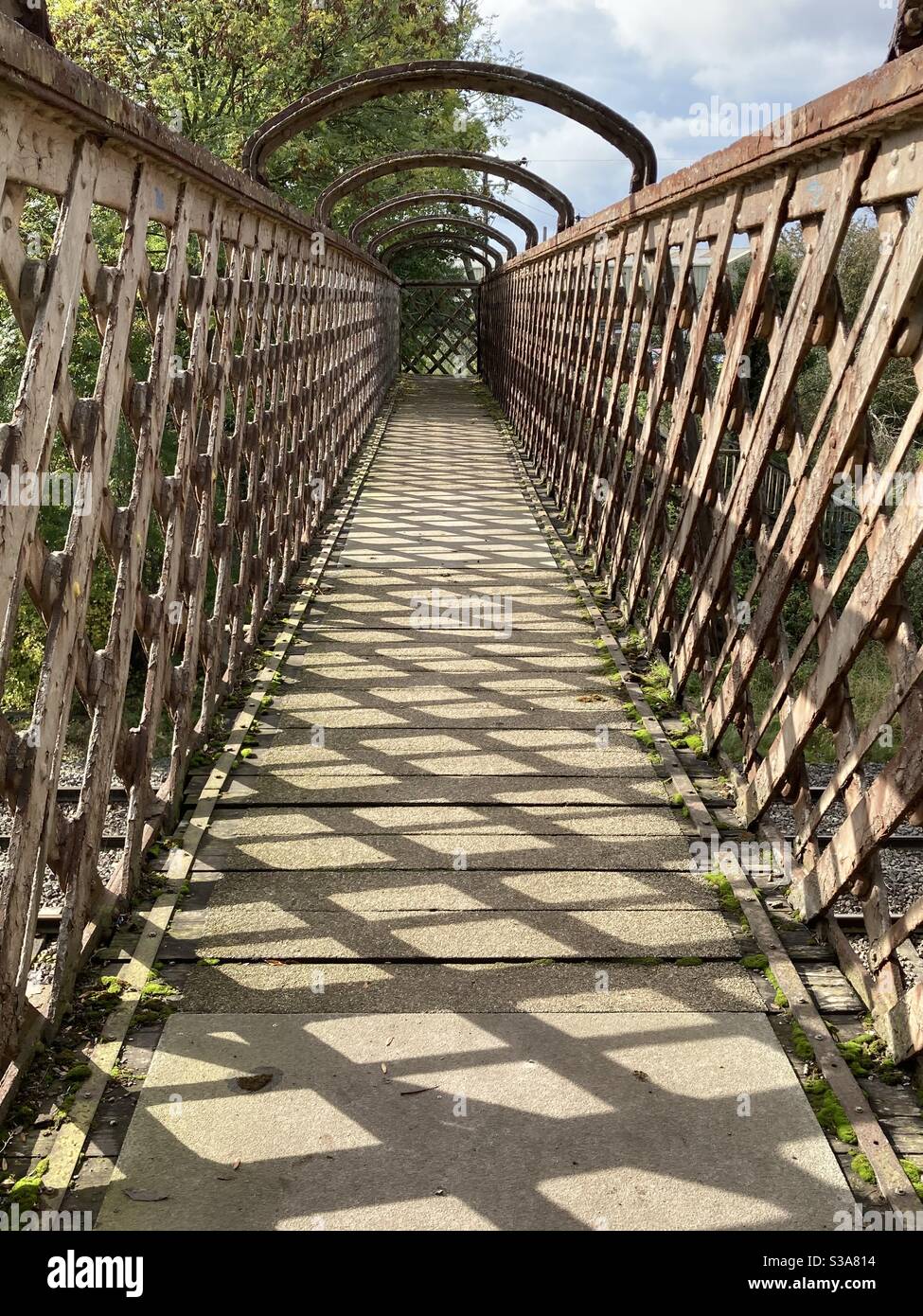 Symmetric lines of the bridge hi-res stock photography and images - Alamy