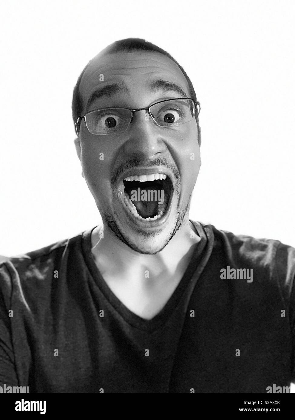 Man yelling hi-res stock photography and images - Alamy