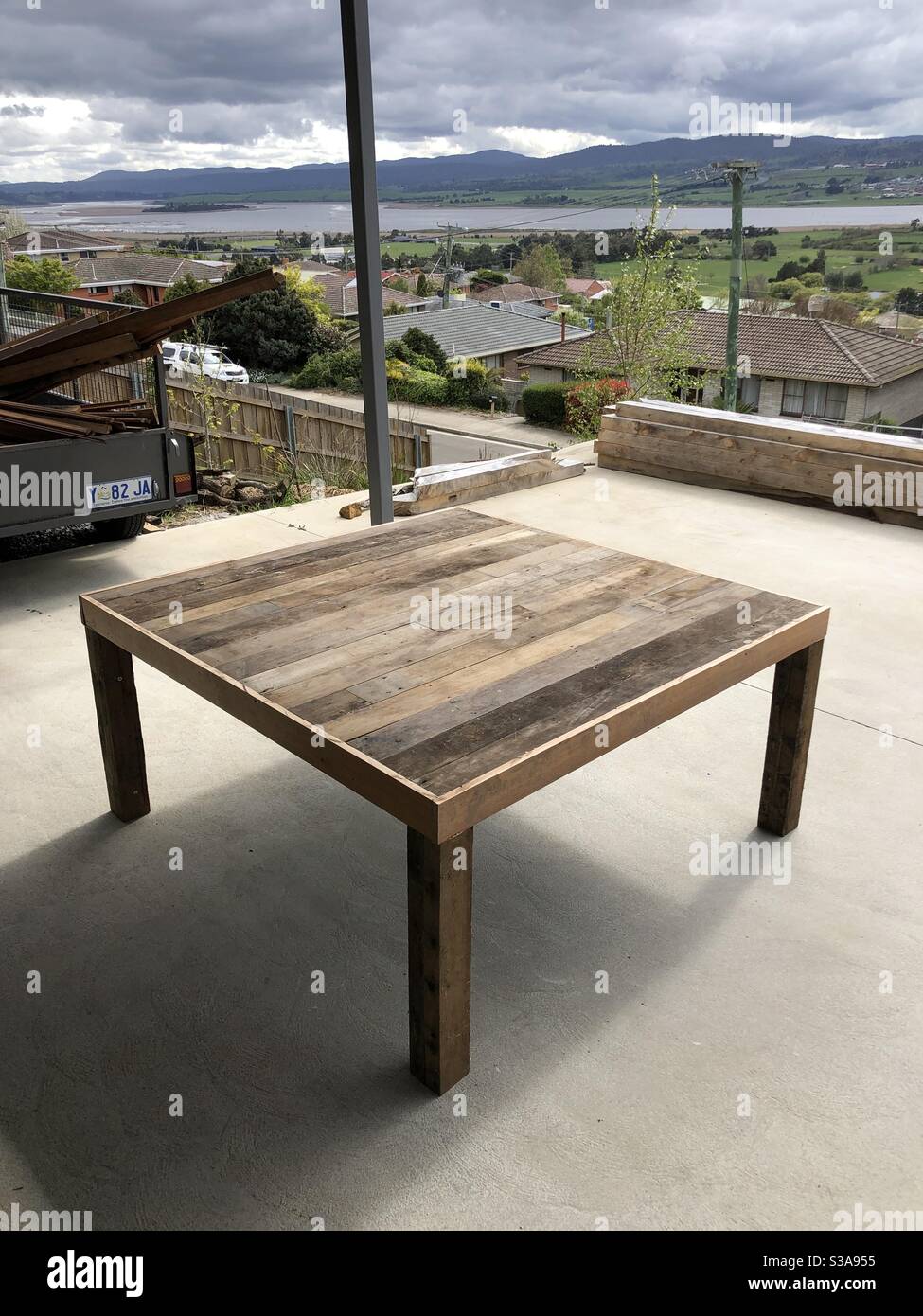 Recycled timber hi-res stock photography and images - Alamy