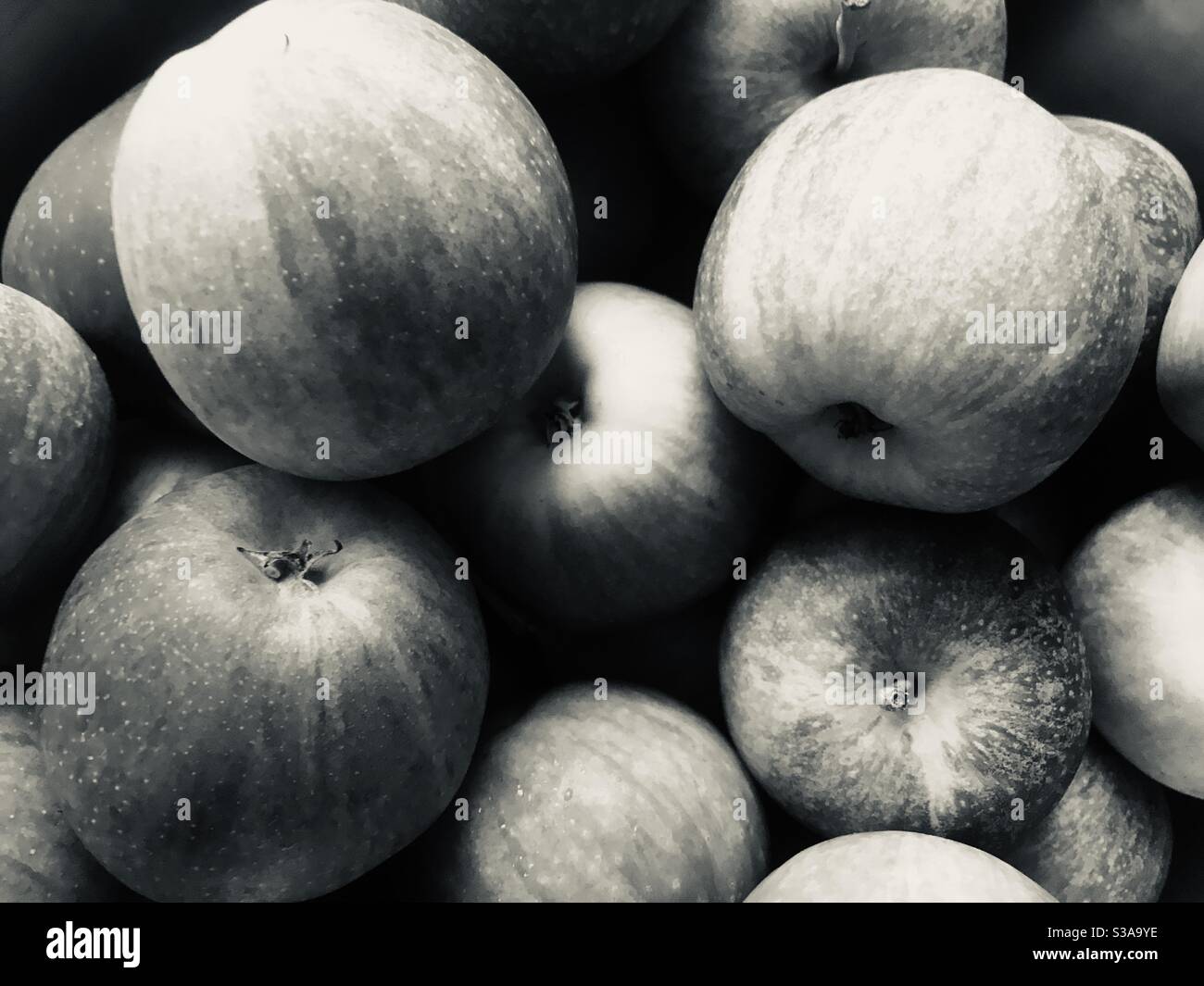 Apple core black and white hi-res stock photography and images - Alamy
