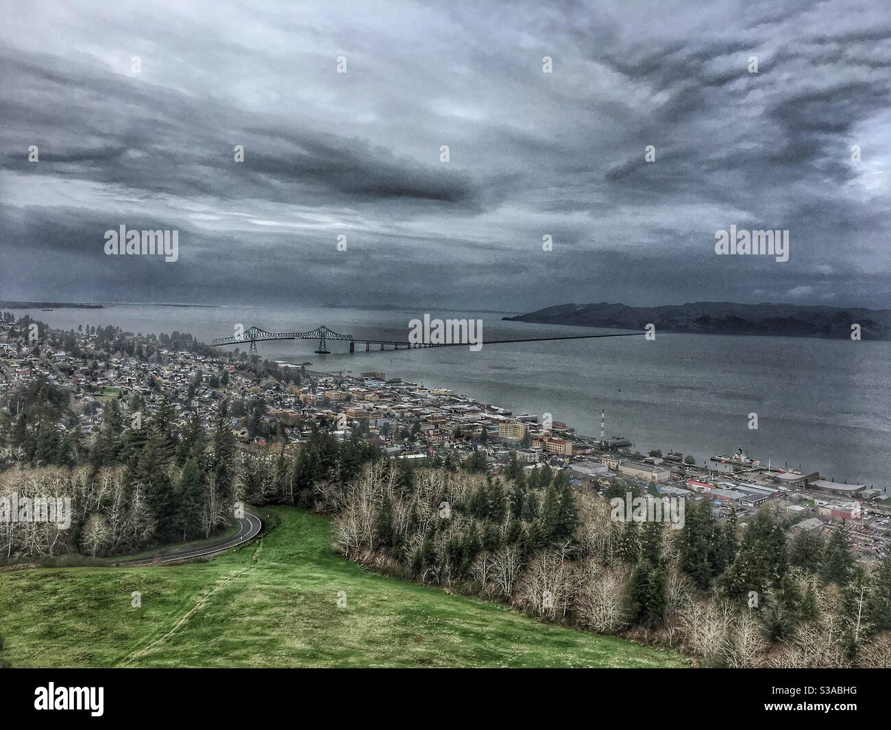 Astoria bridge hi-res stock photography and images - Alamy