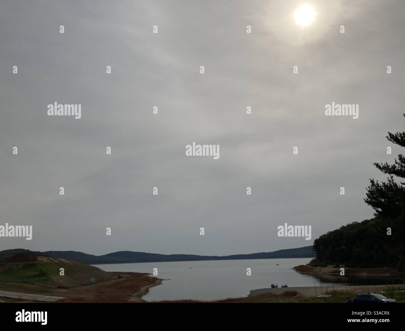 Round reservoir hi-res stock photography and images - Alamy