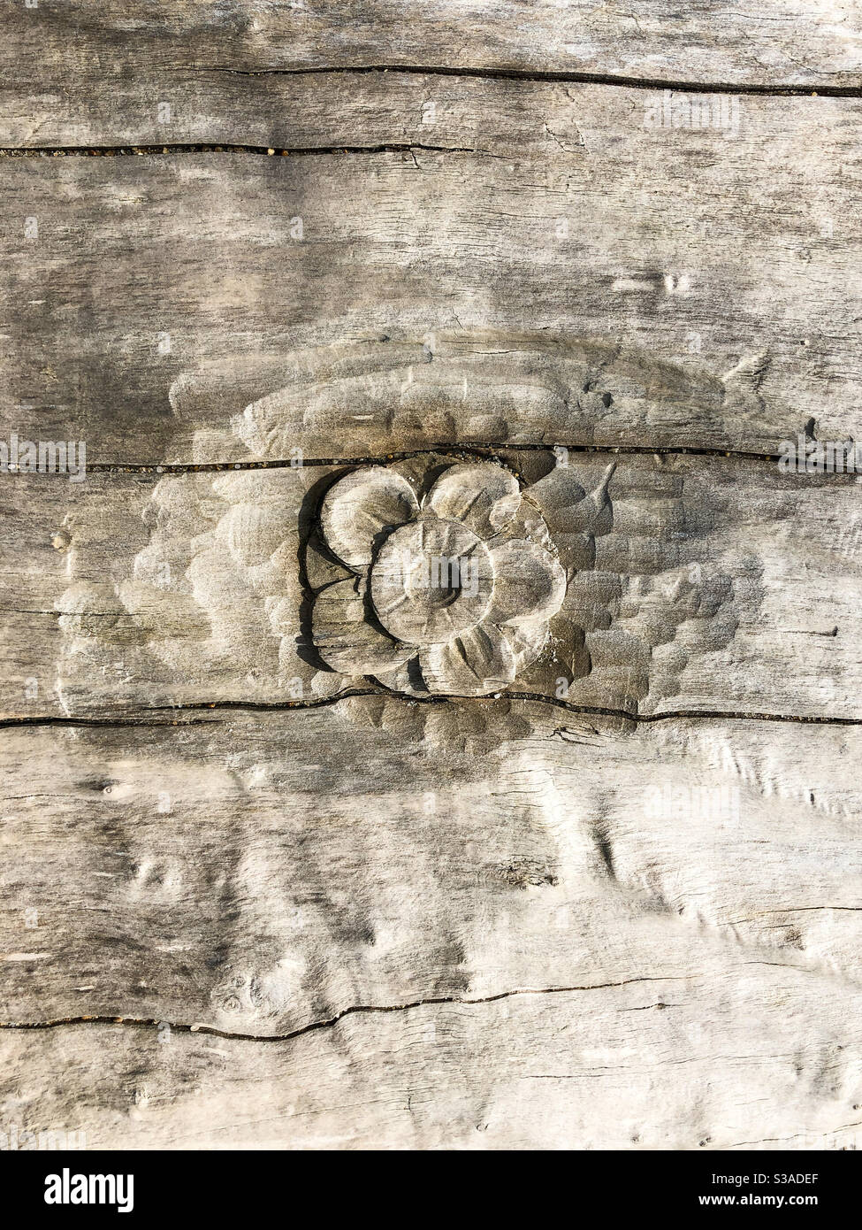 Washed out wood hi-res stock photography and images - Alamy