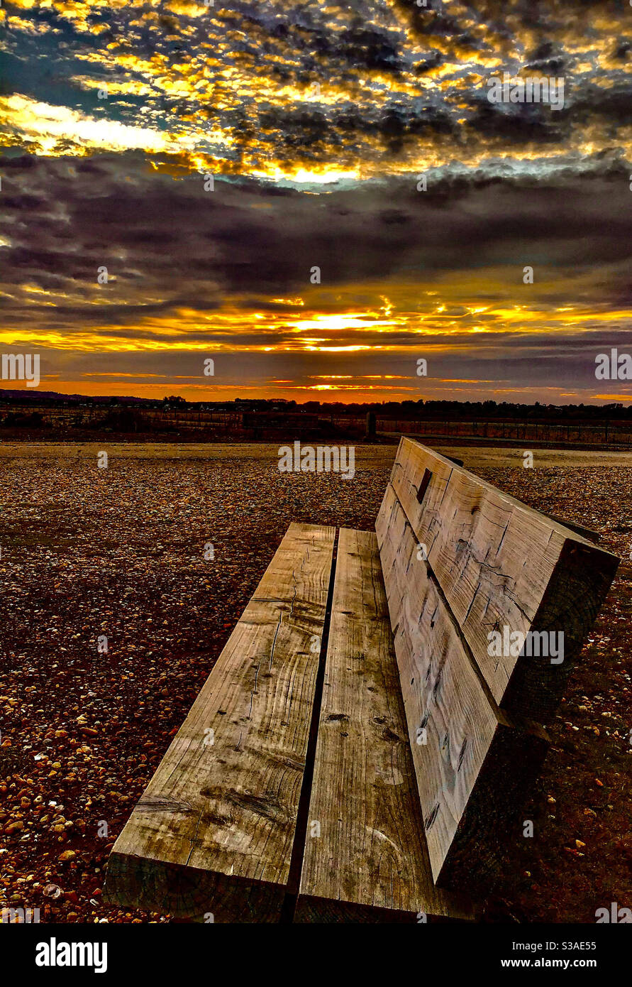 Bench on beach hi-res stock photography and images - Alamy