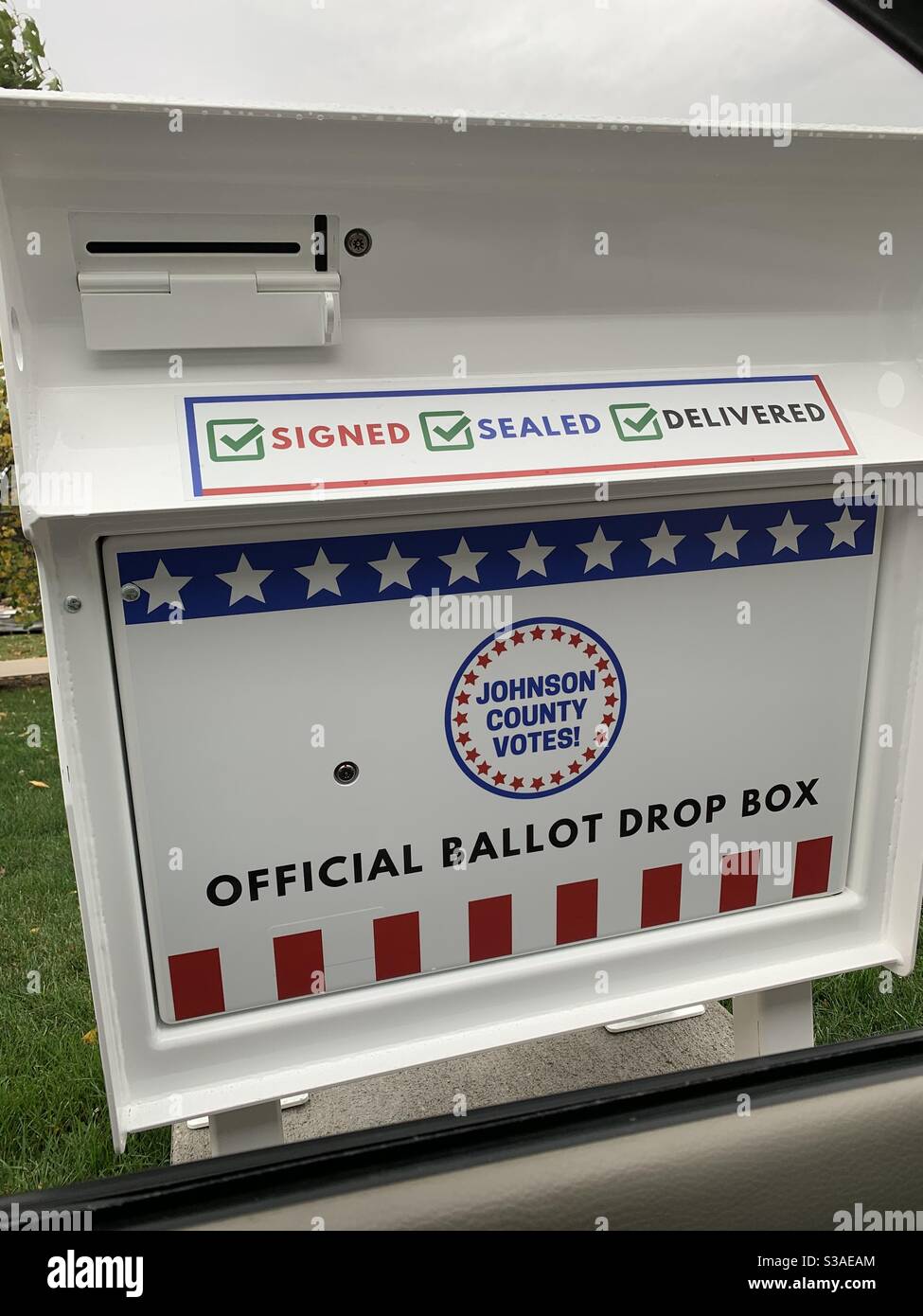 An official ballot box in Johnson County Iowa Stock Photo - Alamy