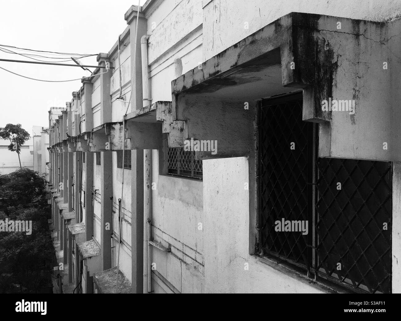 Mono building hi-res stock photography and images - Alamy