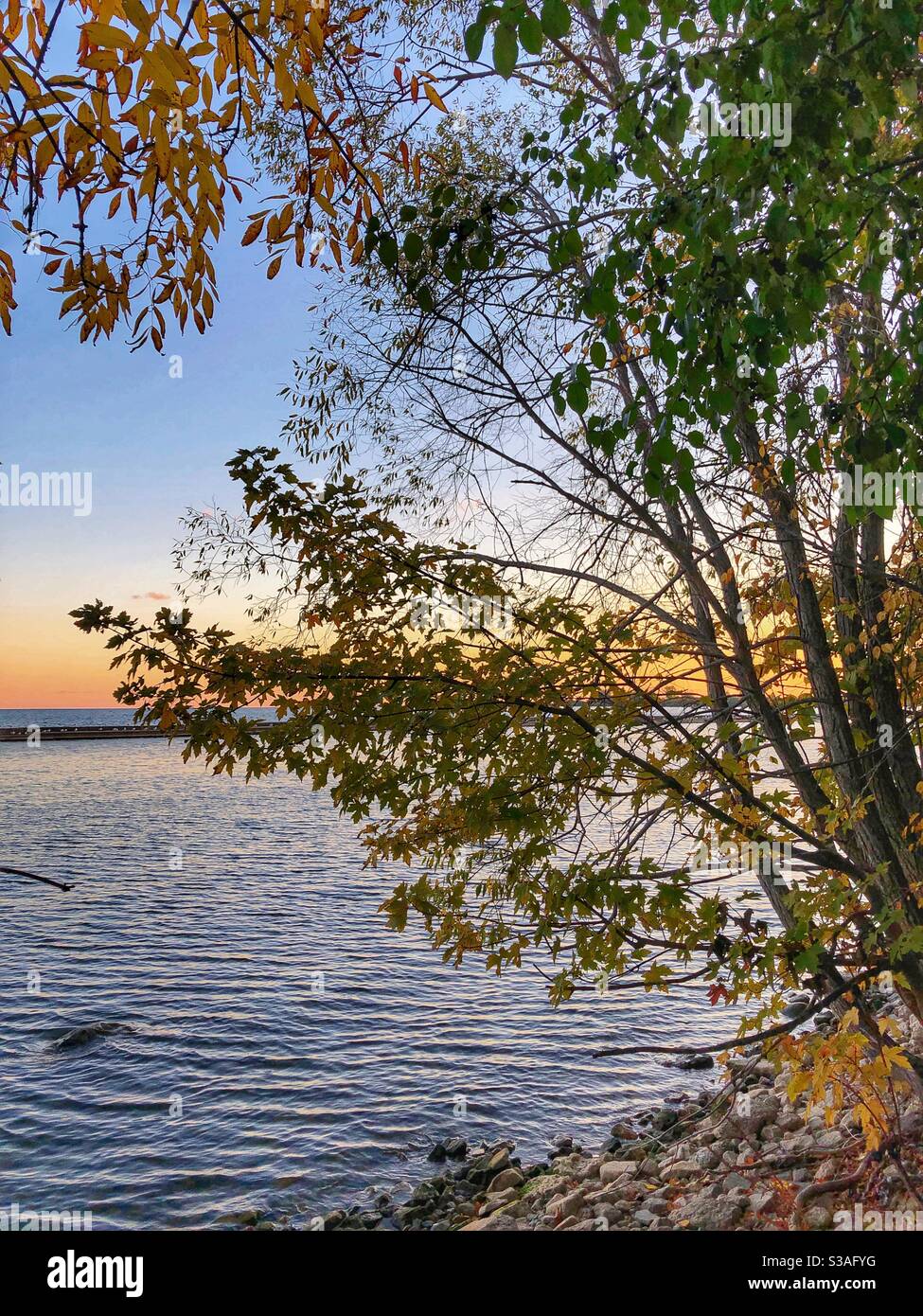 Sunset over Lake Ontario in Toronto, Canada Stock Photo - Alamy