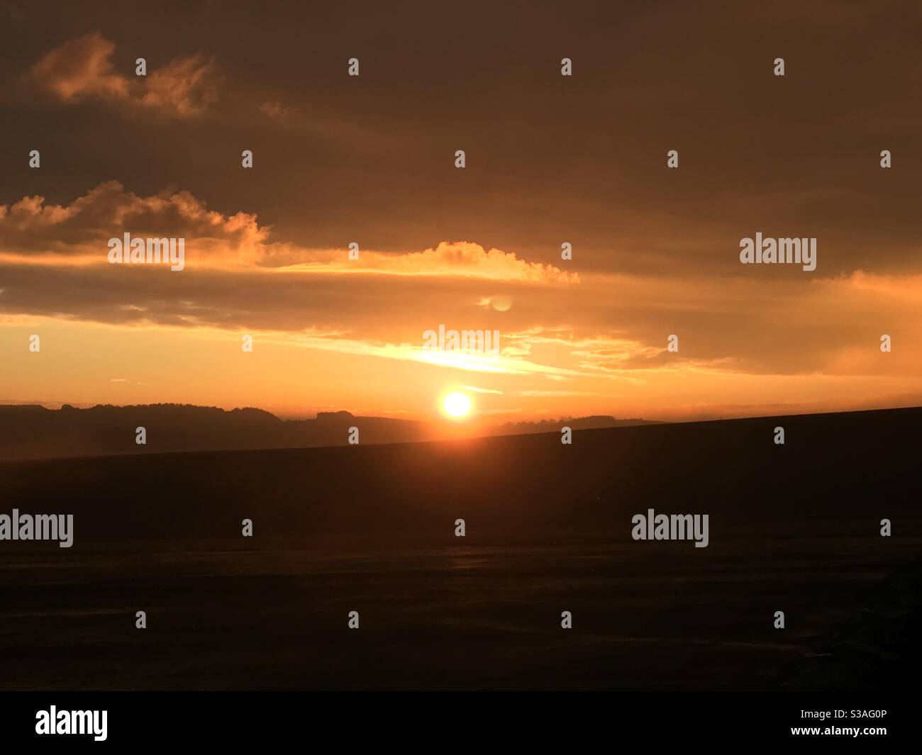 Country sun hi-res stock photography and images - Alamy