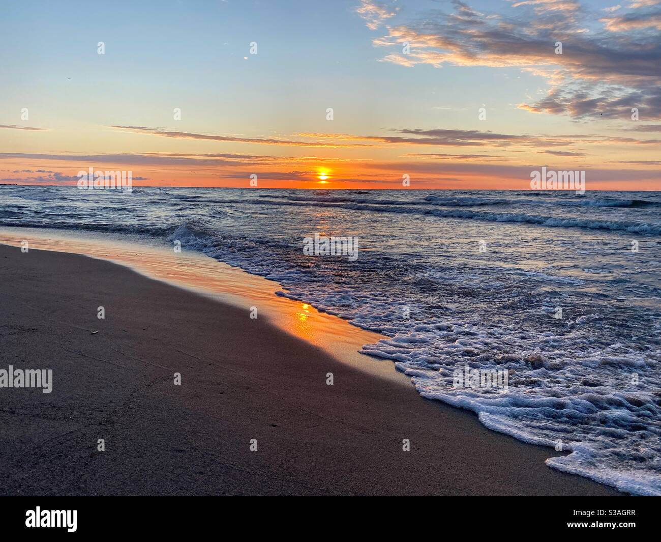 Fall beach hi-res stock photography and images - Alamy