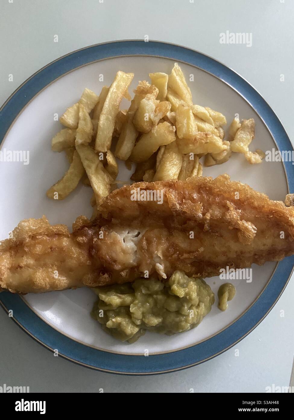 Chip supper hi-res stock photography and images - Alamy