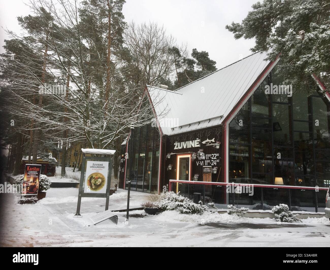 Phish hi-res stock photography and images - Alamy