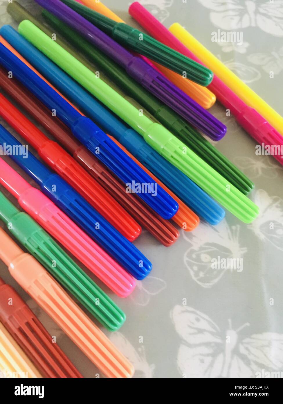 Felt tips and draw hi-res stock photography and images - Alamy