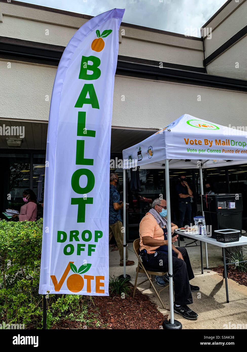 Early voting mail-in ballot drop off site for the 2020 election ...
