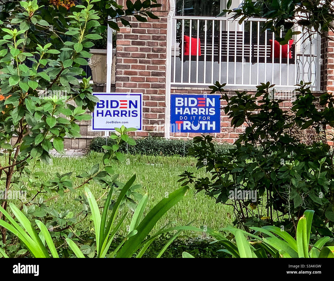 Truth signs hi-res stock photography and images - Alamy