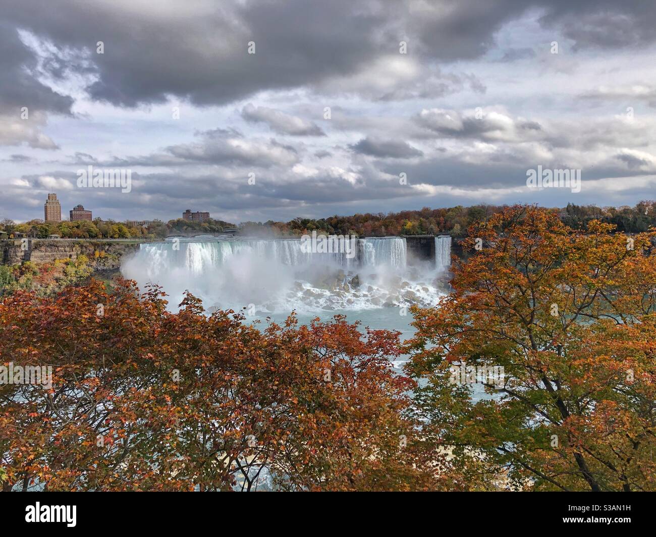 Niagara Falls in the autumn Stock Photo - Alamy