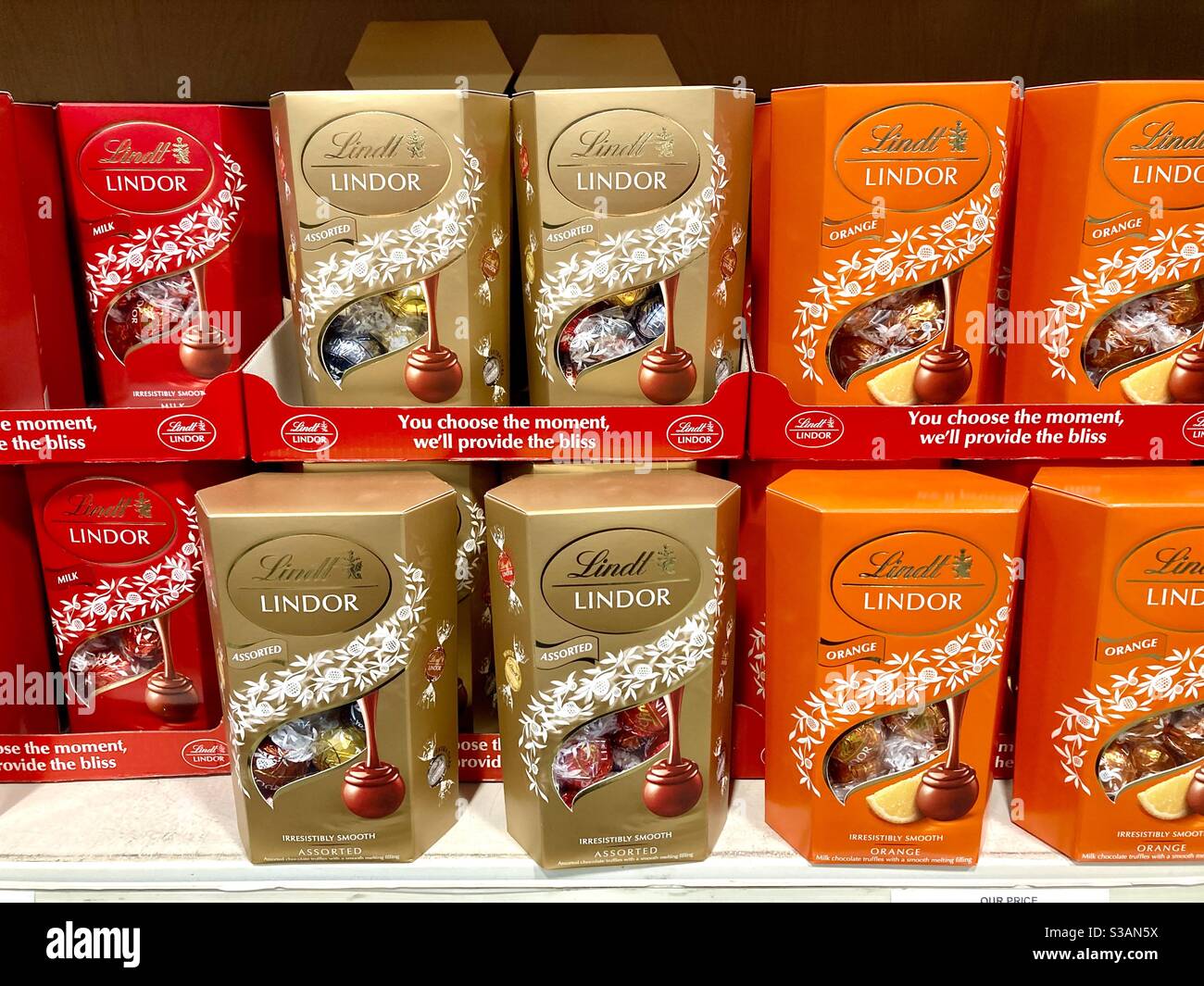 Lindor Chocolate High Resolution Stock Photography and Images - Alamy